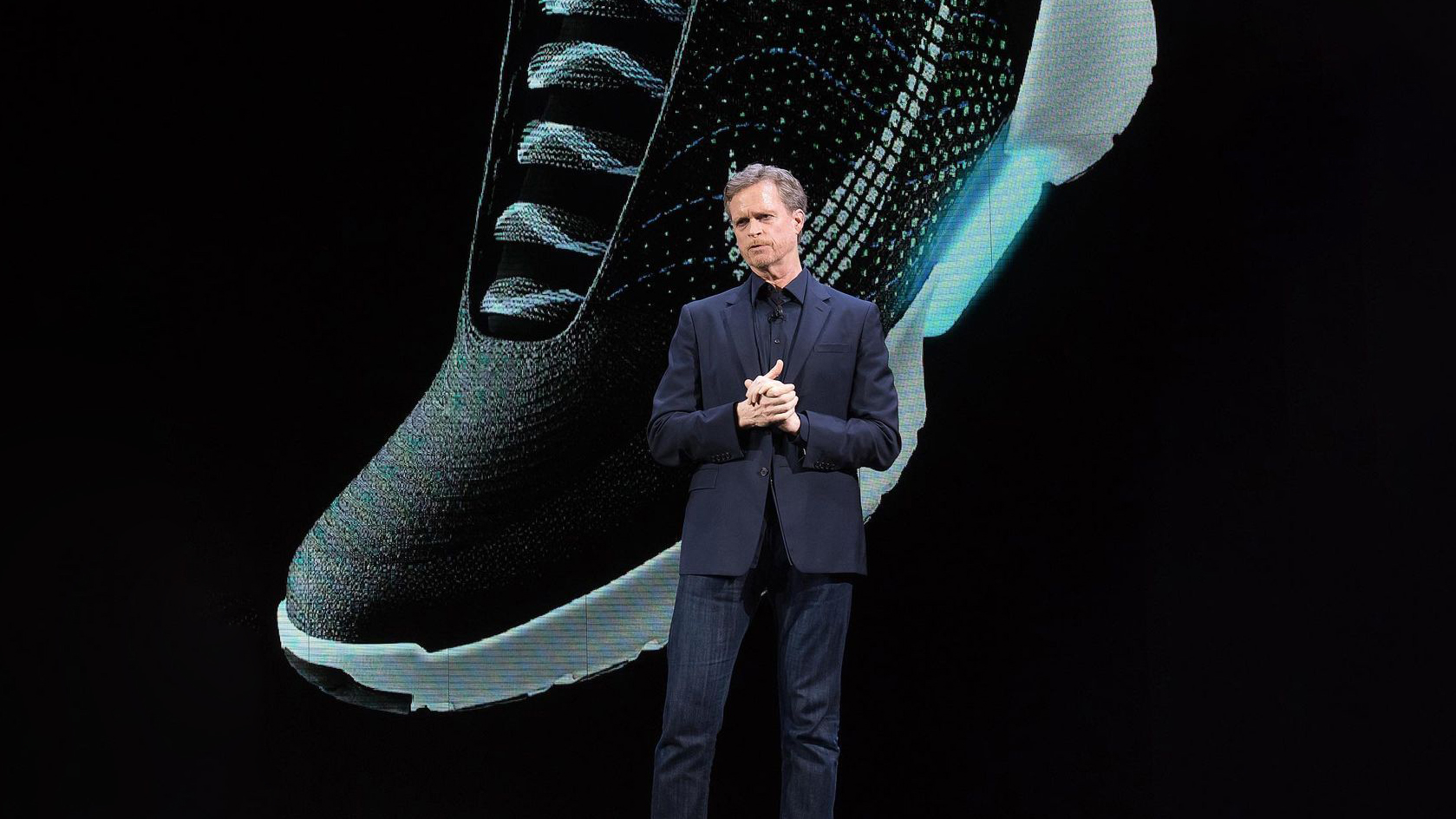 NIKE 前總裁兼首席執行官 Mark Parker 正式任命為迪士尼董事會主席 | Complex